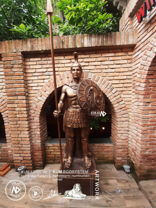 Công trình Tượng lính canh trang trí chuỗi nhà hàng Hầm Rượu SoS Wine ...